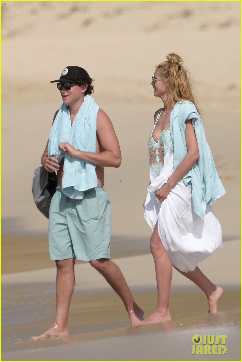 Roger Bart Boyfriend