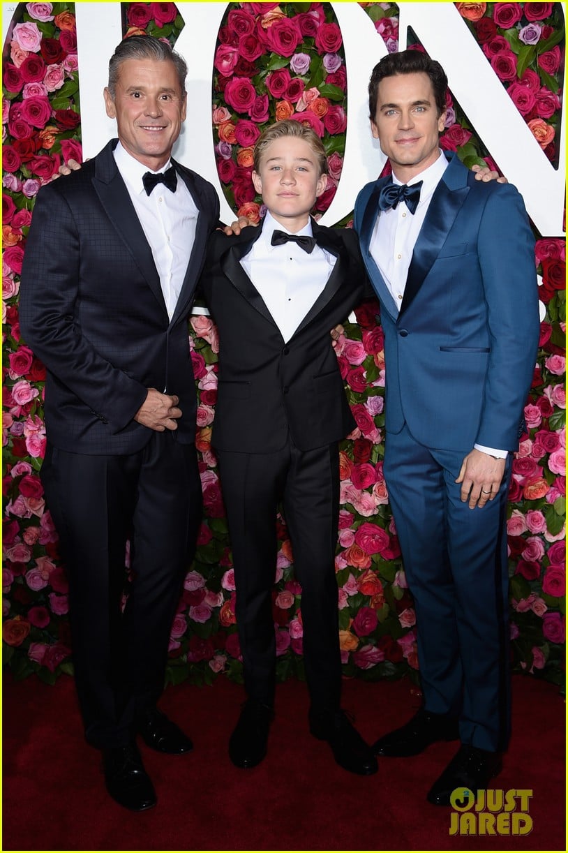 Matt Bomer Shares New Family Photo Featuring His Three Kids!: Photo 4279112 | Celebrity Babies ...