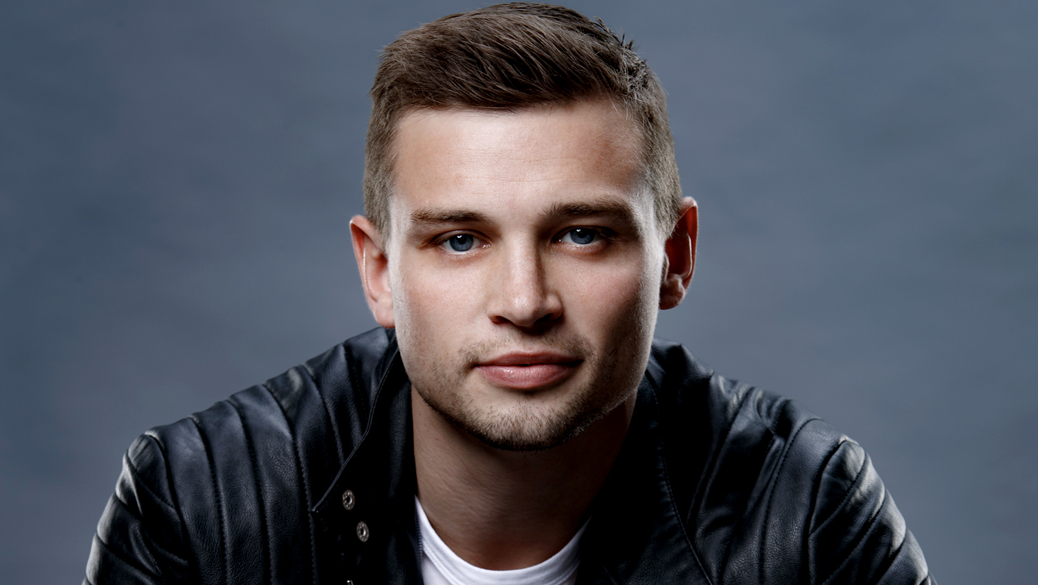 Get To Know Giant Little Ones Actor Darren Mann With These 10 Fun Facts Exclusive 10 Fun get-to-know-giant-little-ones-actor-darren-mann-with-these-10-fun-facts-exclusive-10-fun