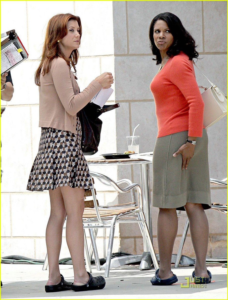 Kate Walsh's Upskirt Tease -- Oops!: Photo 1179811 | Kate Walsh ...