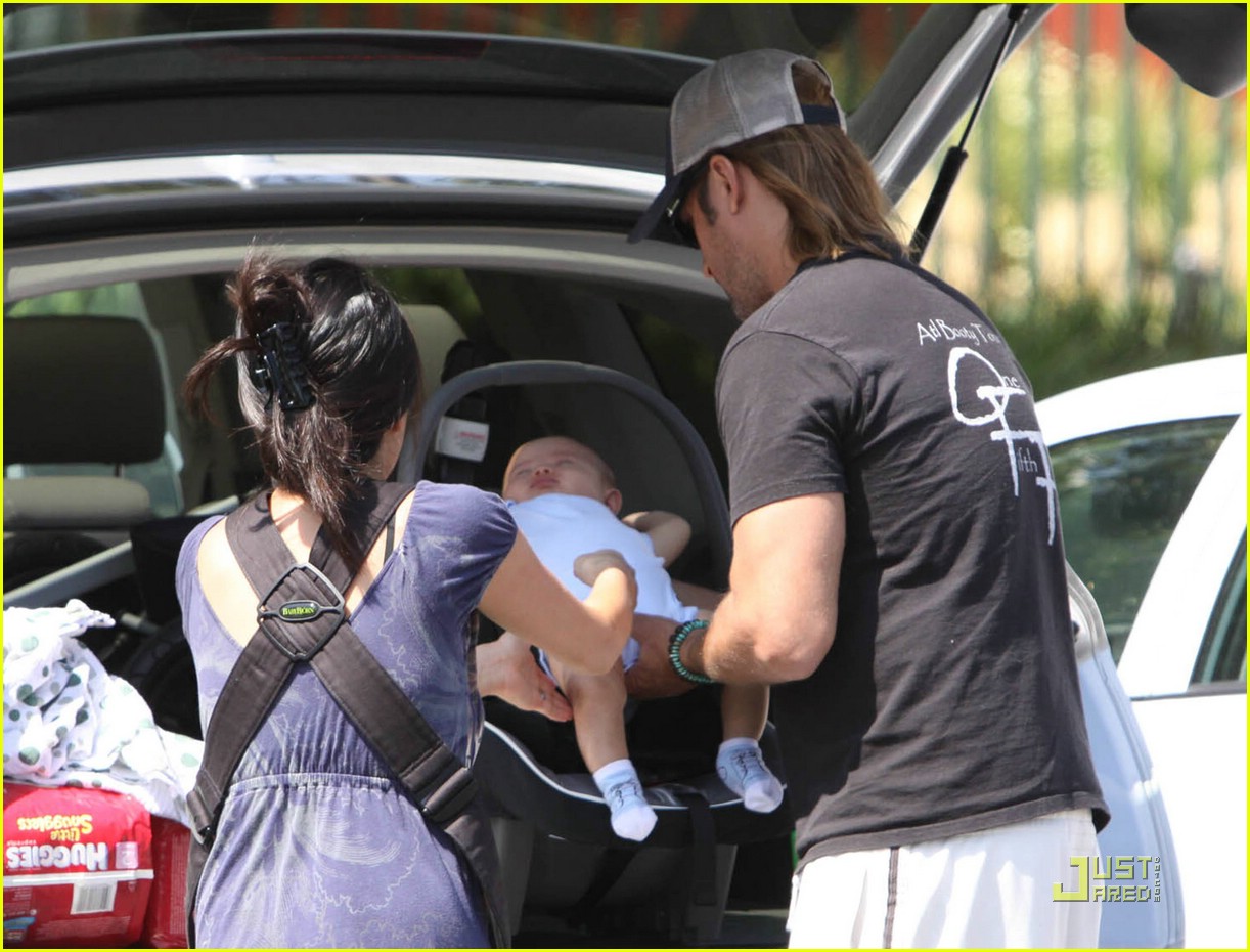 Josh Holloway Gets His Java On: Photo 2015911 | Celebrity Babies, Java ...