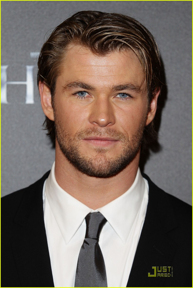 Chris Hemsworth: 'Thor' Premiere with Jaimie Alexander!: Photo 2536188 ...