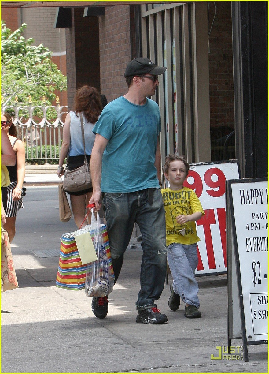 Darren Aronofsky Catches a Cab with Henry: Photo 2555597 | Celebrity ...