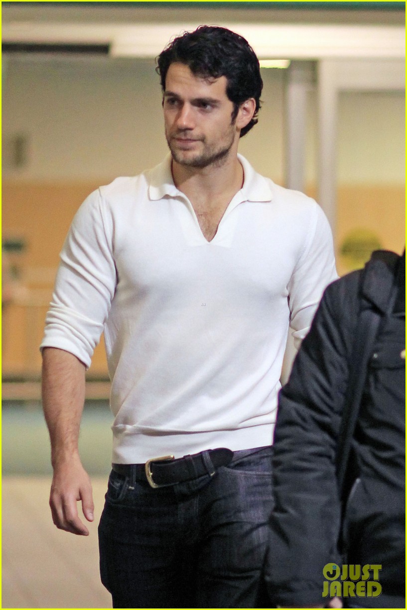 Henry Cavill: Back to Canada for 'Man of Steel': Photo 2598440 | Henry ...