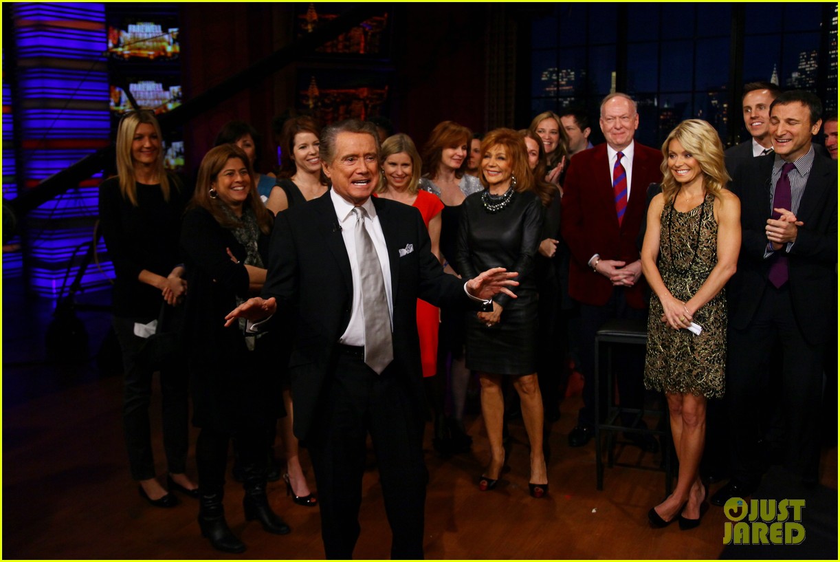 Regis Philbin Leaves 'Live' After 28 Years: Photo 2601699 | Kelly Ripa ...