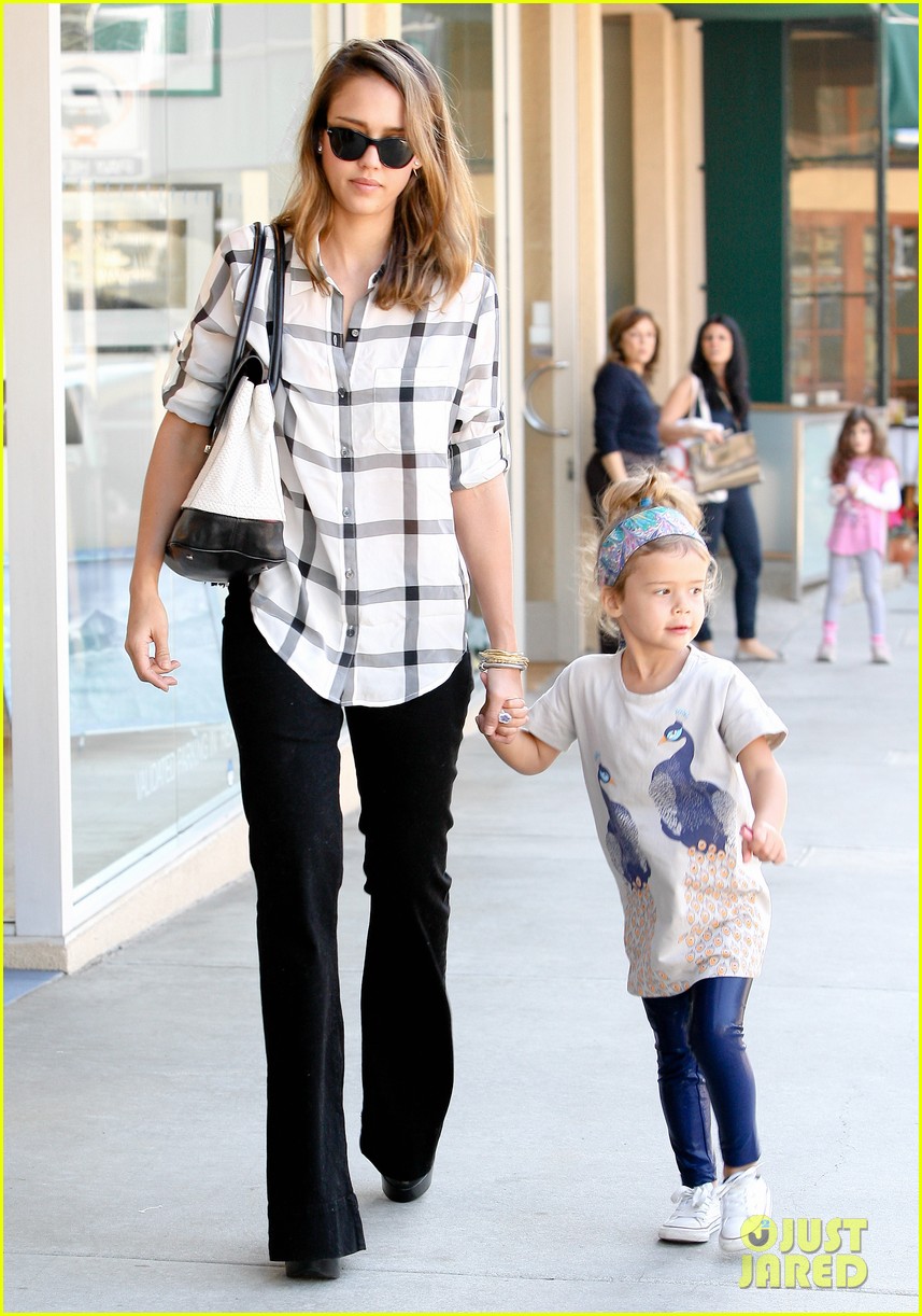 Jessica Alba: School Shopping with Honor!: Photo 2615744 | Cash Warren ...