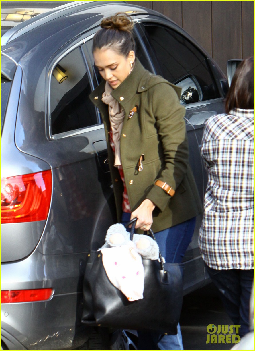 Jessica Alba: School Shopping with Honor!: Photo 2615745 | Cash Warren ...