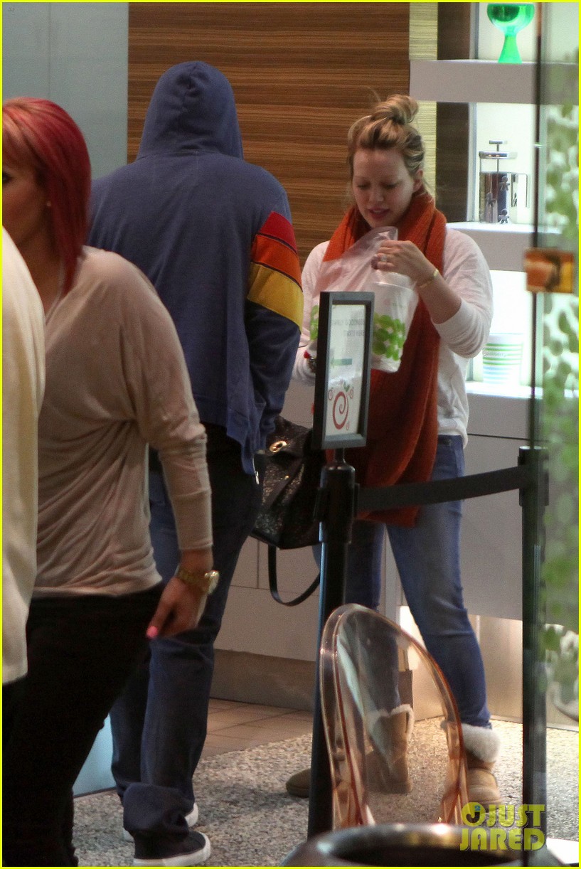 【Miss.Duff】 Mark Wahlberg's a 'Good Looking Man!'【hilary duff吧】_百度贴吧