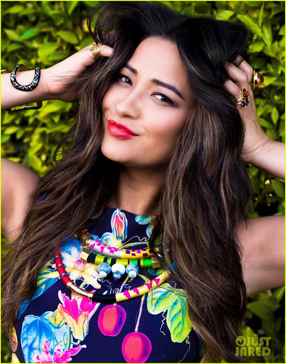 Shay Mitchell Photo Shoot - JustJared.com Exclusive!: Photo 2662390 ...