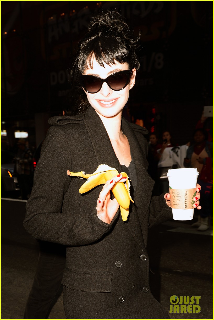 Krysten Ritter: 'Don't Trust the B---- in Apartment 23' Premiere ...