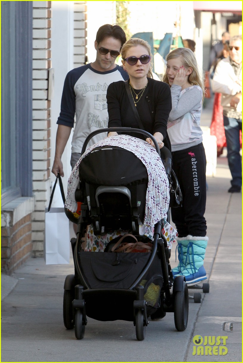 Anna Paquin: Shopping with One of Her Twins!: Photo 2806004 | Anna ...