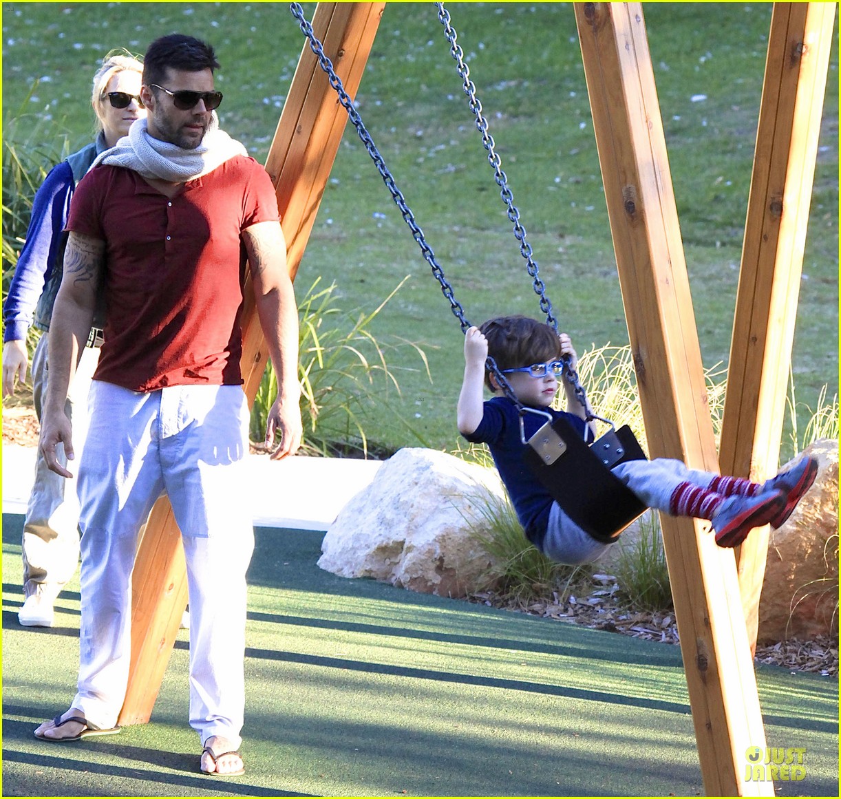 Ricky Martin: Bronte Park Bonding with the Twins!: Photo 2875138 ...