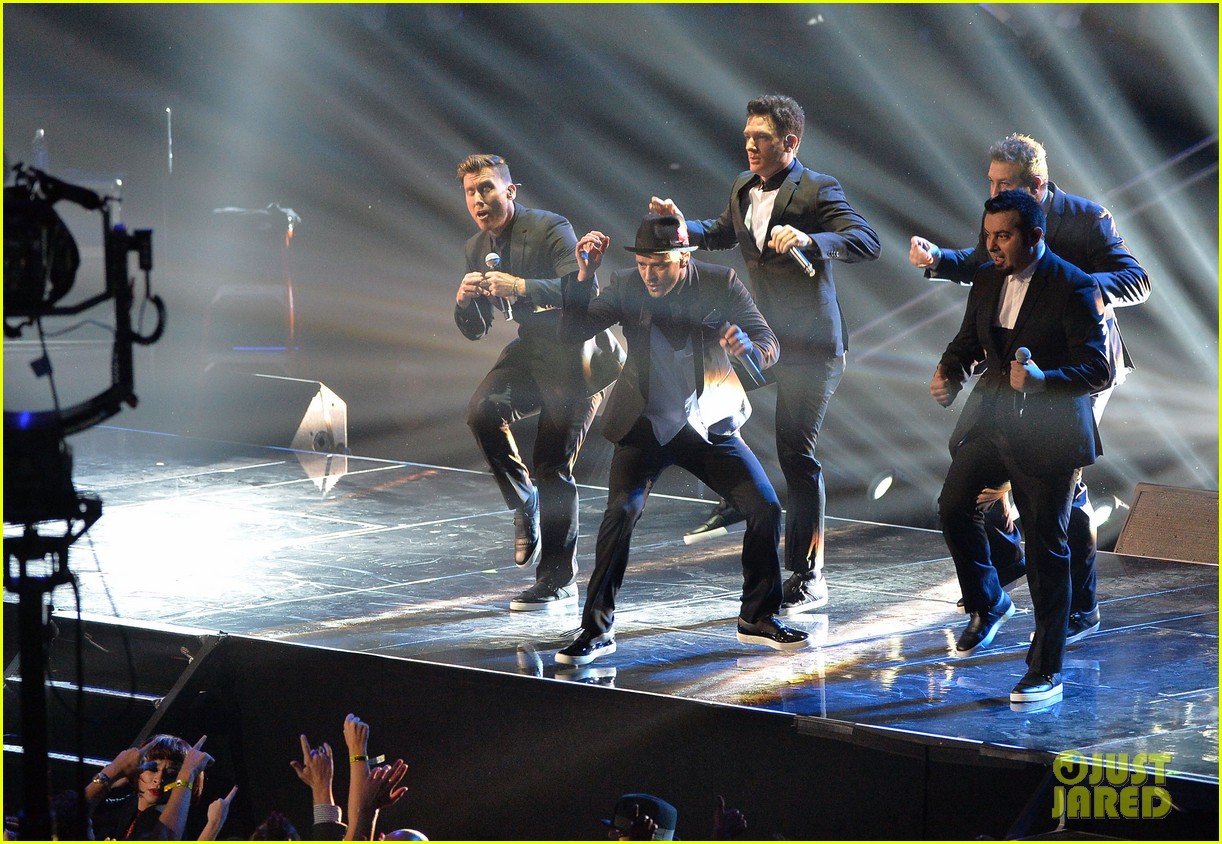 'NSYNC: VMAs 2013 Reunion Performance - WATCH NOW!: Photo 2937884 | 'N ...