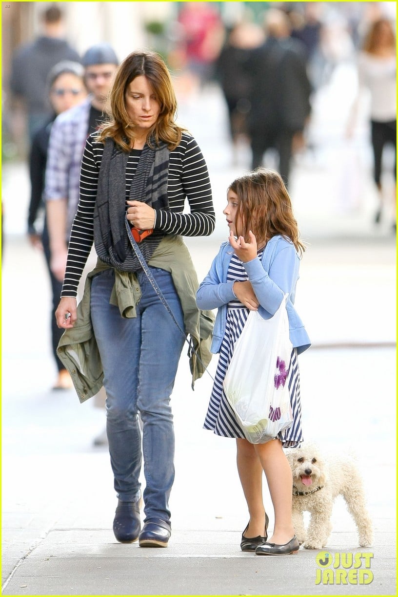 Tina Fey Steps Out with Daughter Alice After 'SNL' Episode: Photo ...
