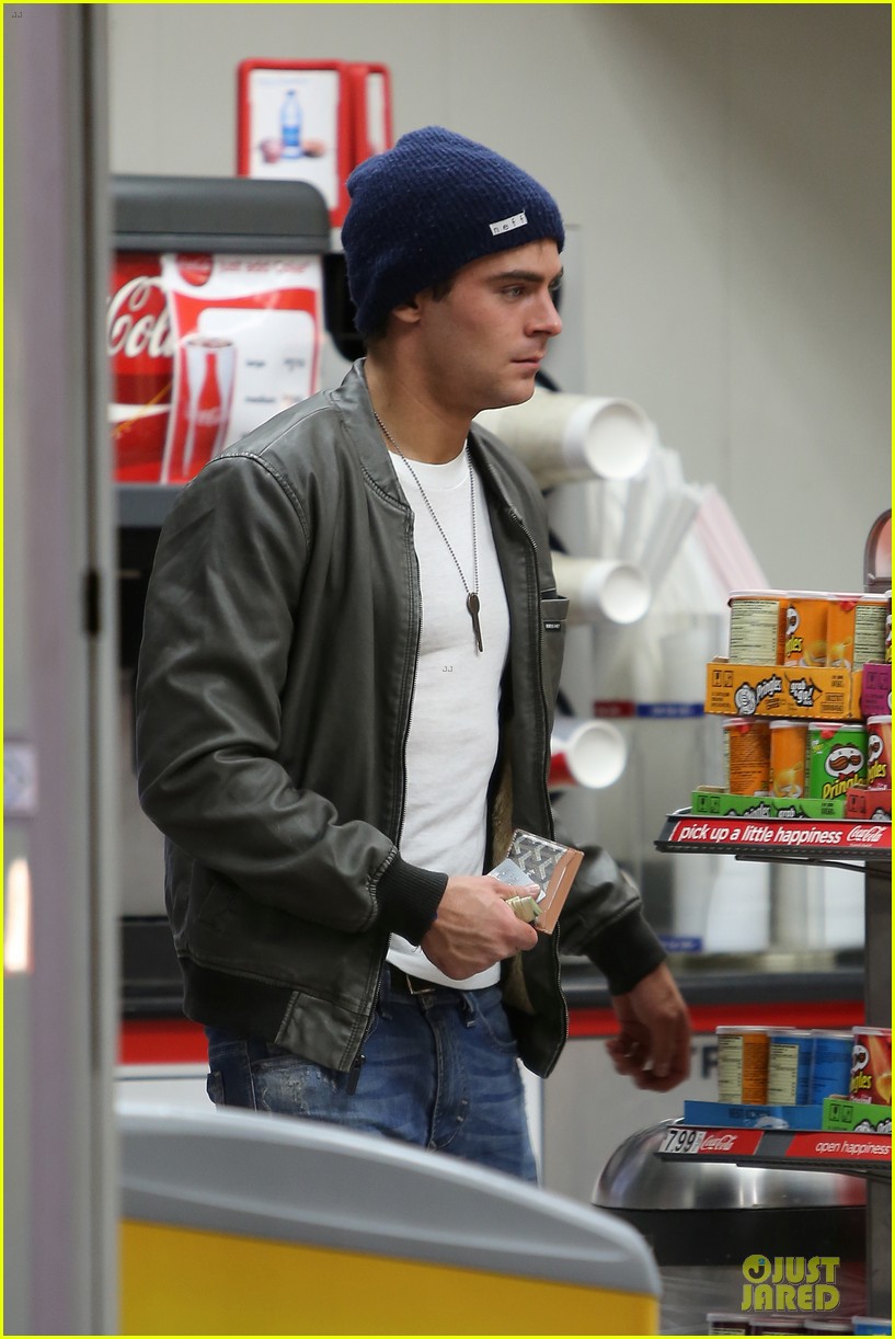 Neighbors Zac Efron Poster