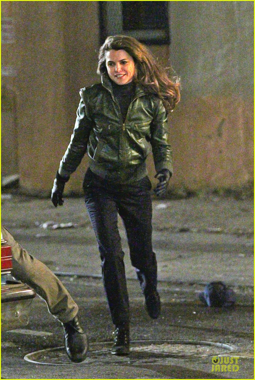 Keri Russell: 'The Americans' Fight Scenes!: Photo 3027392 | Keri ...