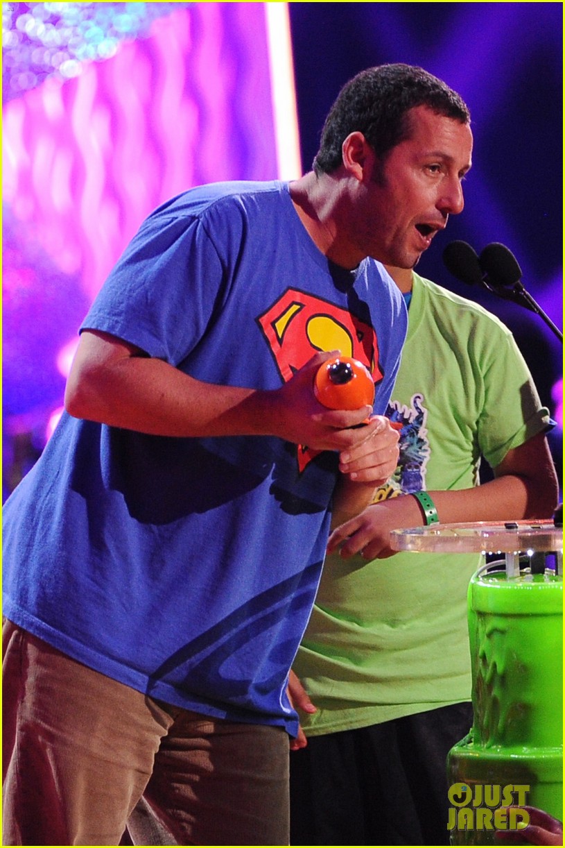 Kevin Hart & Adam Sandler: Funny Guys Win at Kids' Choice Awards 2014 ...