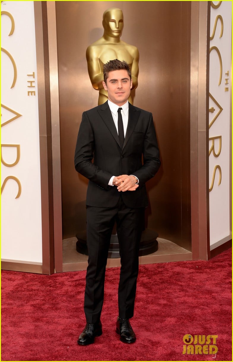 Zac Efron - Oscars 2014 Red Carpet: Photo 3064013 | 2014 Oscars, Zac ...