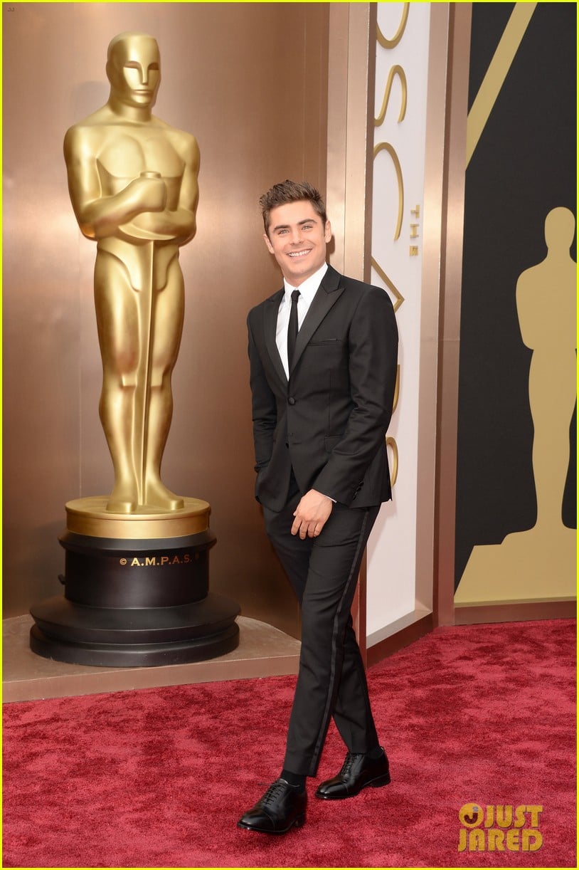 Zac Efron - Oscars 2014 Red Carpet: Photo 3064017 | 2014 Oscars, Zac ...