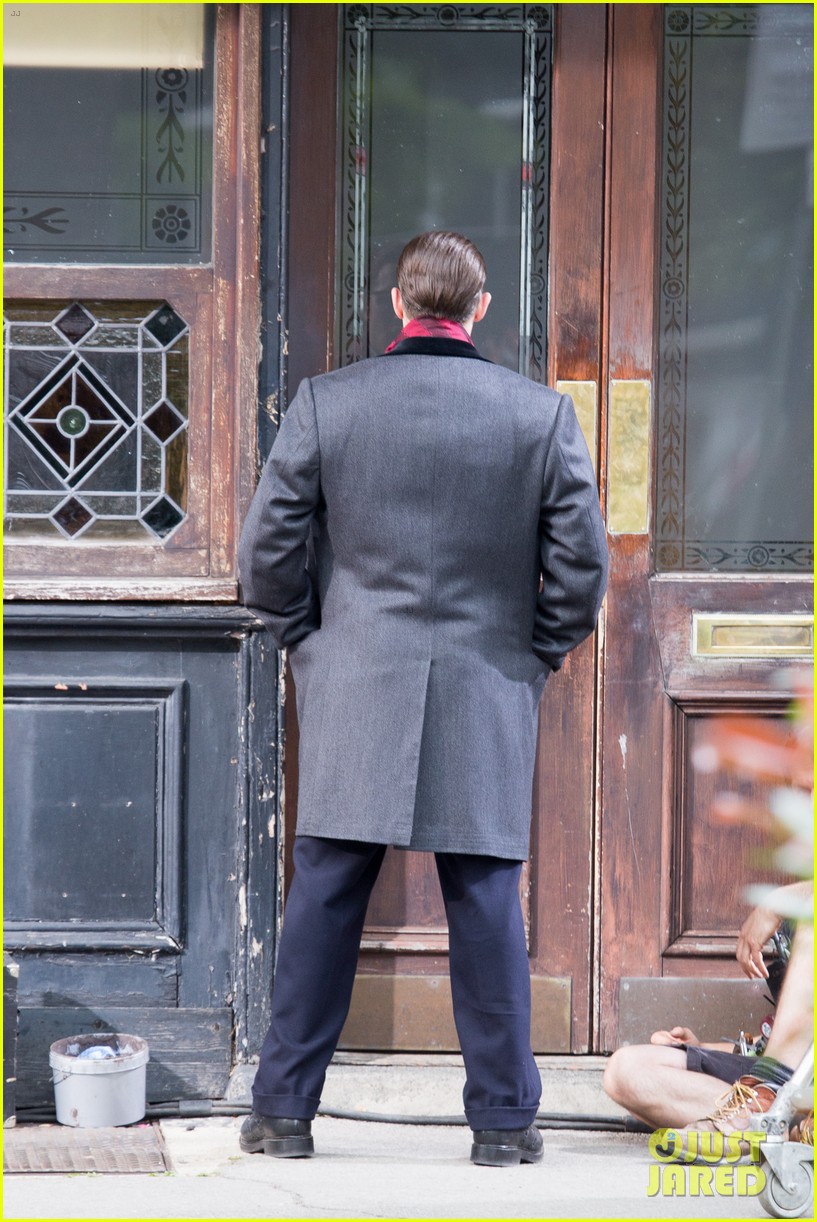 Watch Tom Hardy Play Both Kray Twins In Legend Teaser Trailer