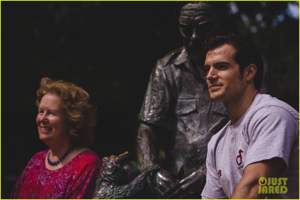 Henry Cavill Takes 'Superman' Break to Visit Durrell Wildlife Park ...