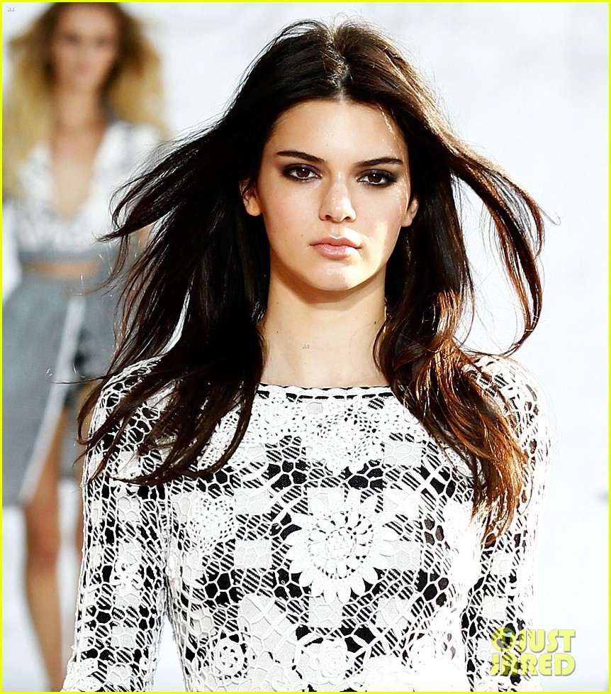 Kendall Jenner Dominates Runway at 'Diane Von Furstenberg': Photo ...