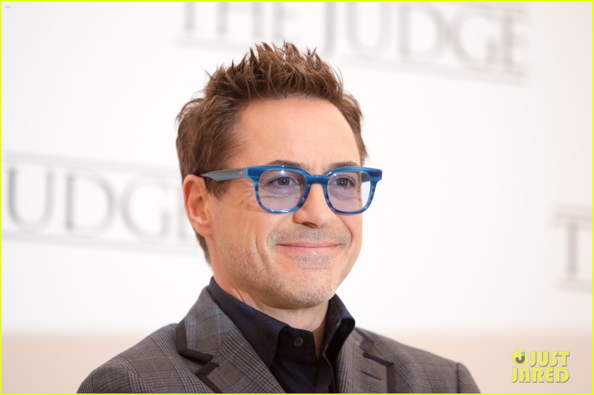 Robert Downey Jr. Is All Smiles After Setting 'Iron Man' Return: Photo ...