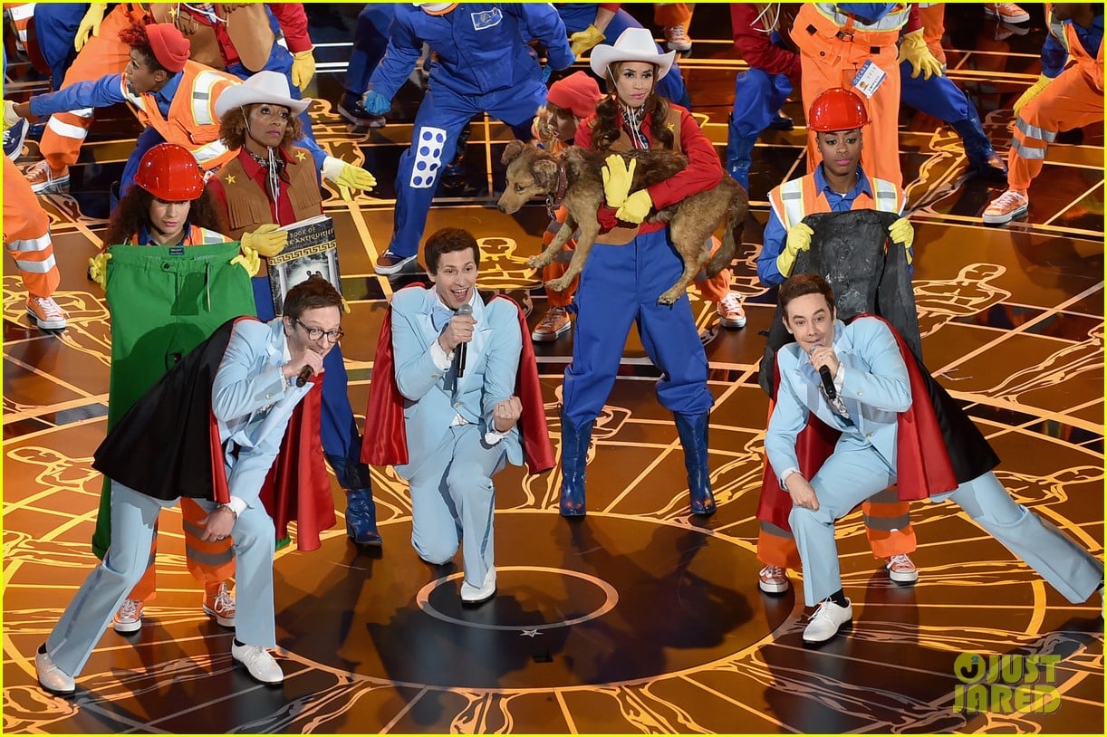 Tegan & Sara's 'Everything is Awesome' Oscars 2015 Performance Video ...