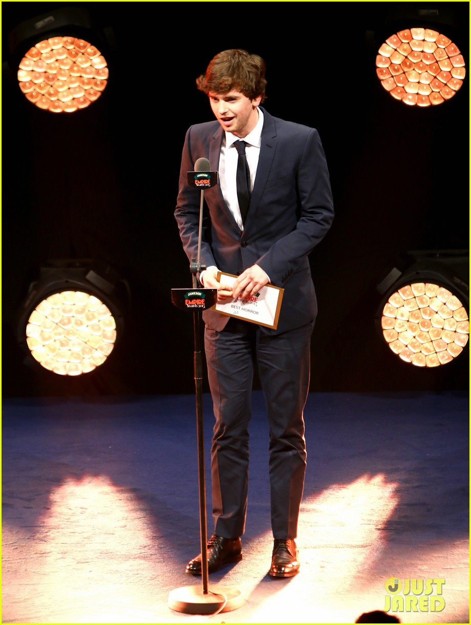 Daniel Radcliffe Suits Up to Present at London's Jameson Empire Awards ...