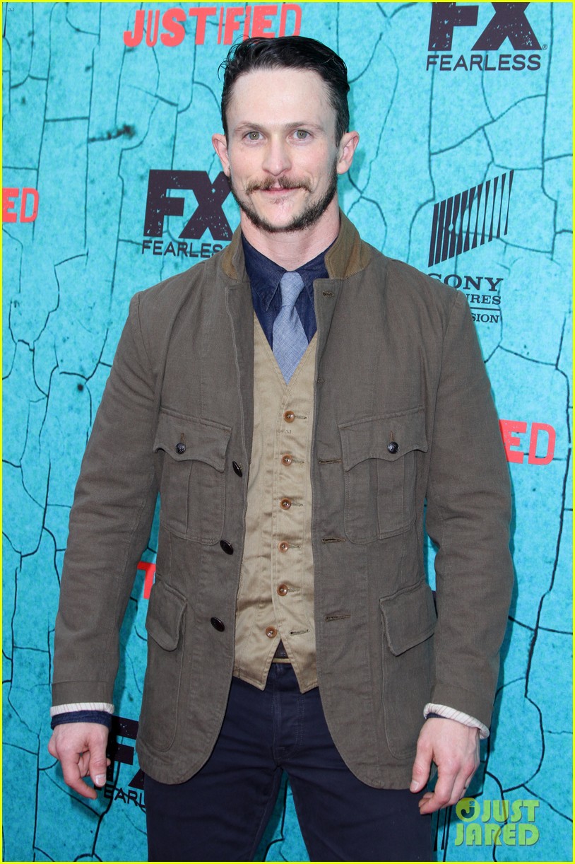 Timothy Olyphant & Joelle Carter Get Together with 'Justified' Cast One ...