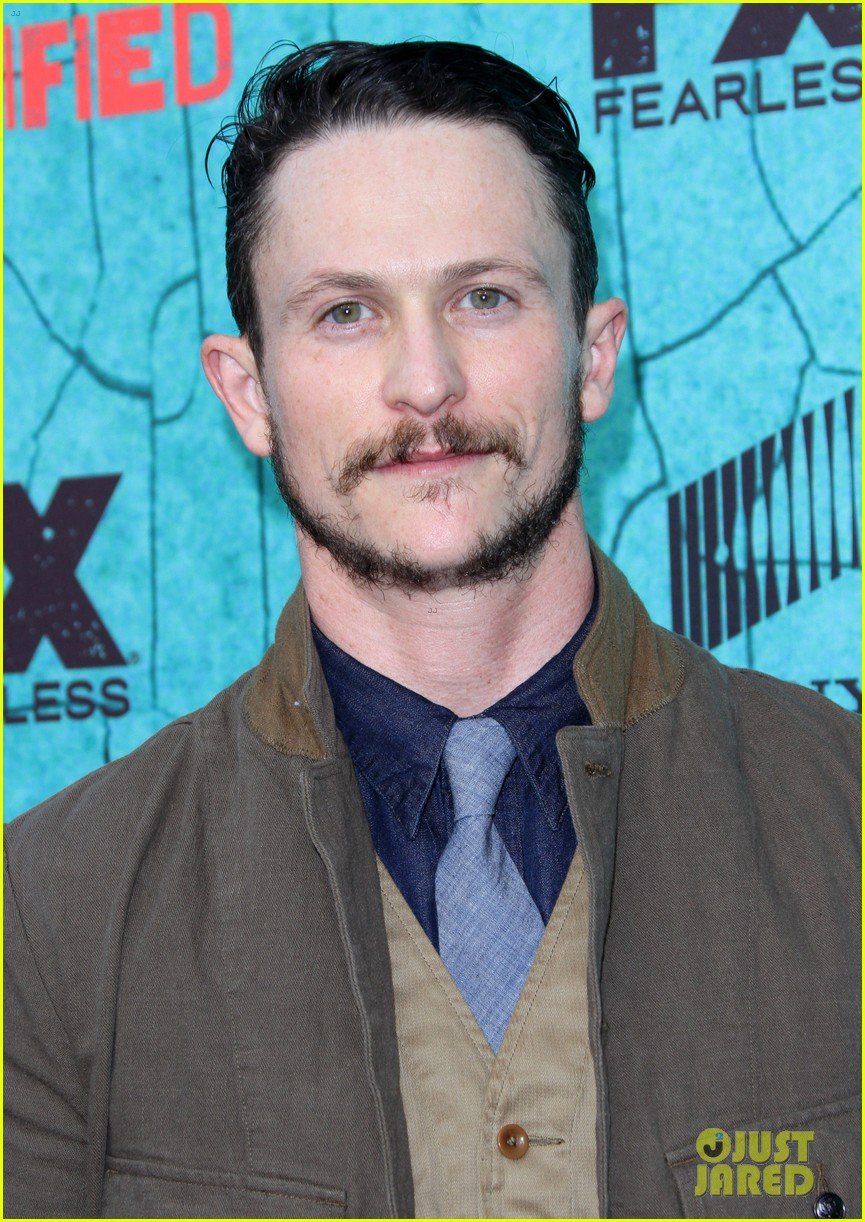 Timothy Olyphant & Joelle Carter Get Together with 'Justified' Cast One ...