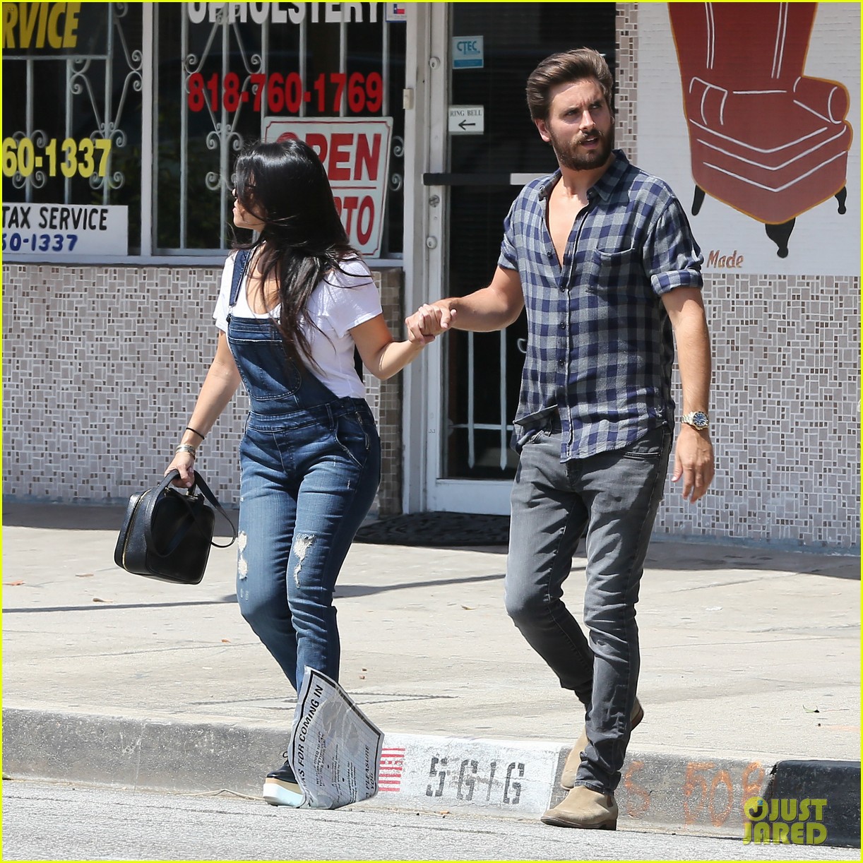 Scott Disick Posts Hilarious Meme of Khloe Kardashian!: Photo 3381388 ...