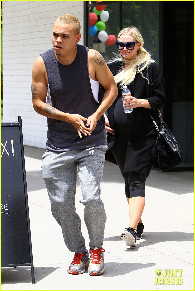 Ashlee Simpson's Husband Drops New Song 'How to Live Alone' - Listen ...