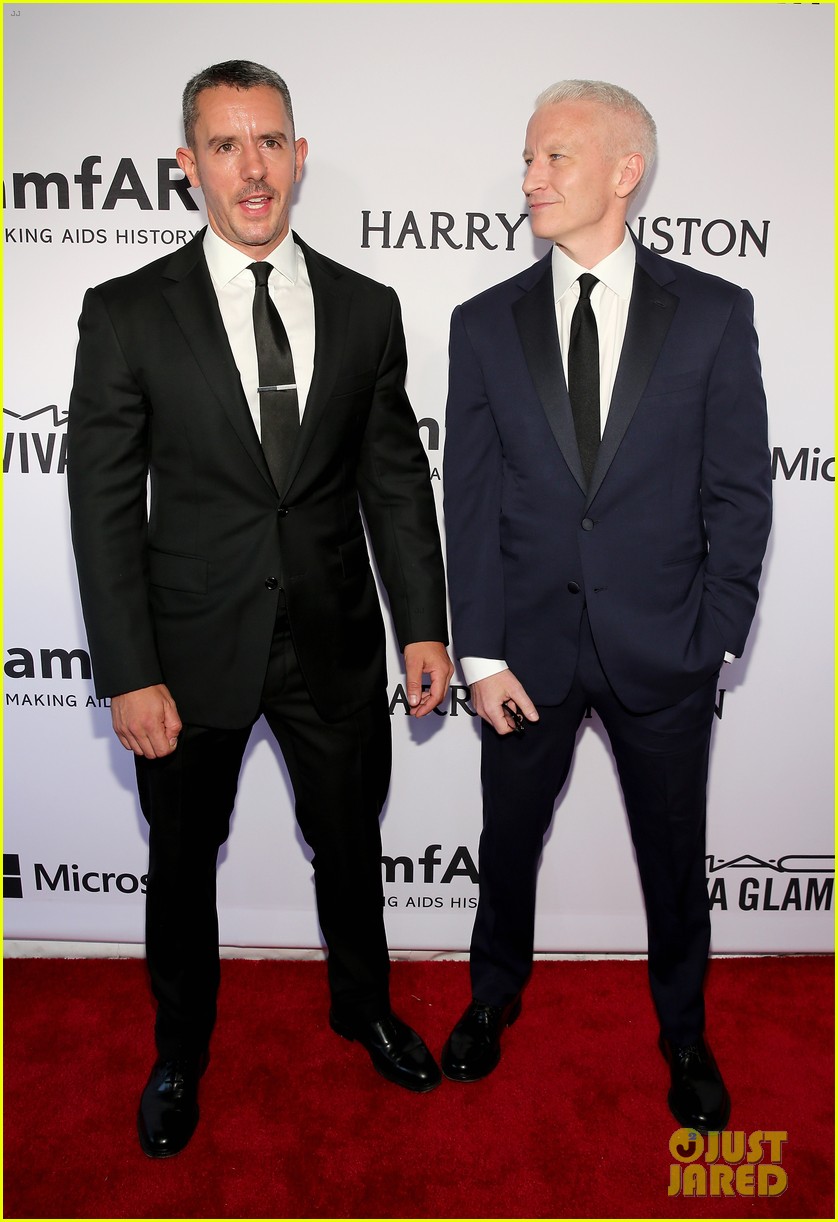 Anderson Cooper & Boyfriend Benjamin Maisani Bring Their Good Looks to ...