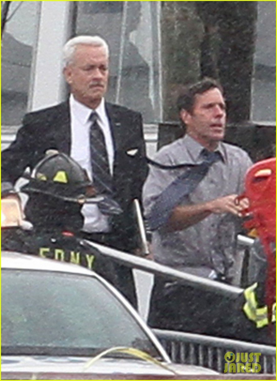 Tom Hanks as Captain Sully - First Look Photos!: Photo 3475799 ...