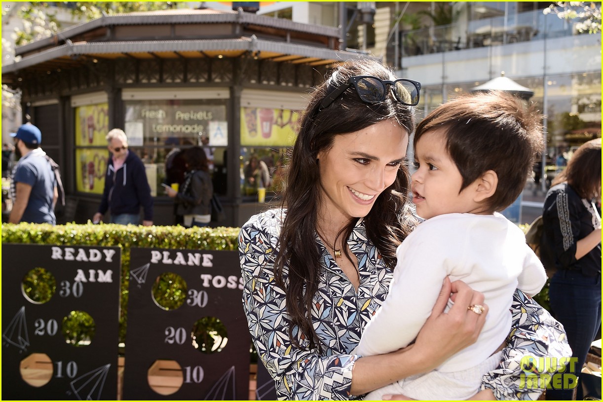 Jordana Brewster Brings Son Julian to Alliance of Moms Event: Photo ...