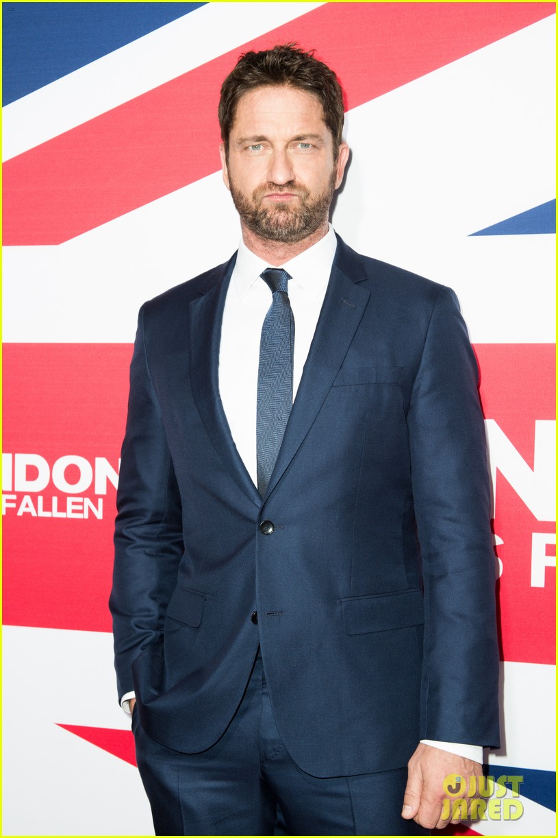 Gerard Butler Does an Interview with Google Autocomplete!: Photo ...