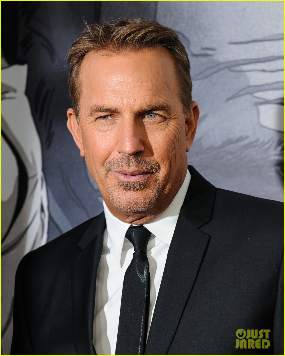 Kevin Costner Is The 'Criminal' In New York City!: Photo 3628796 ...