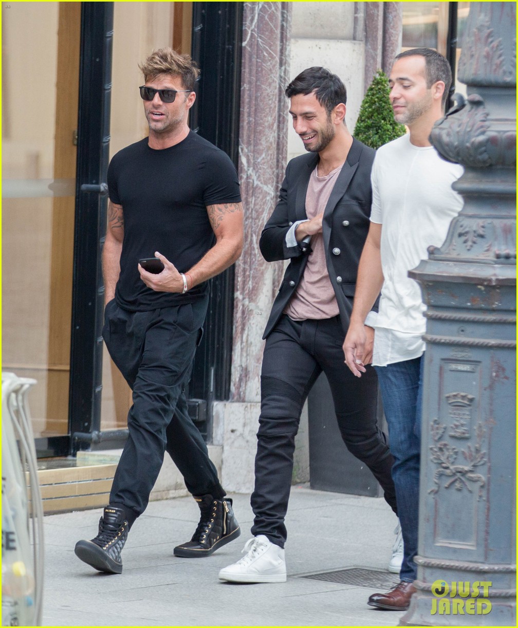 Ricky Martin Steps Out With Boyfriend Jwan Yosef After Calling Balmain ...