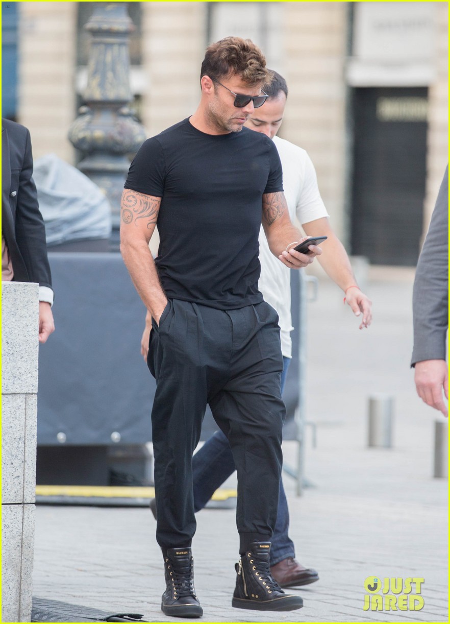 Ricky Martin Steps Out With Boyfriend Jwan Yosef After Calling Balmain ...