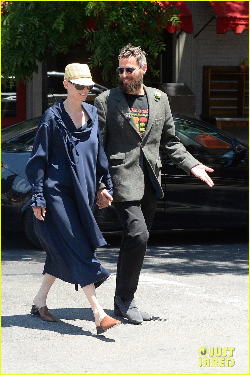 Tilda Swinton & Partner Sandro Kopp Hold Hands in NYC: Photo 3677053 ...