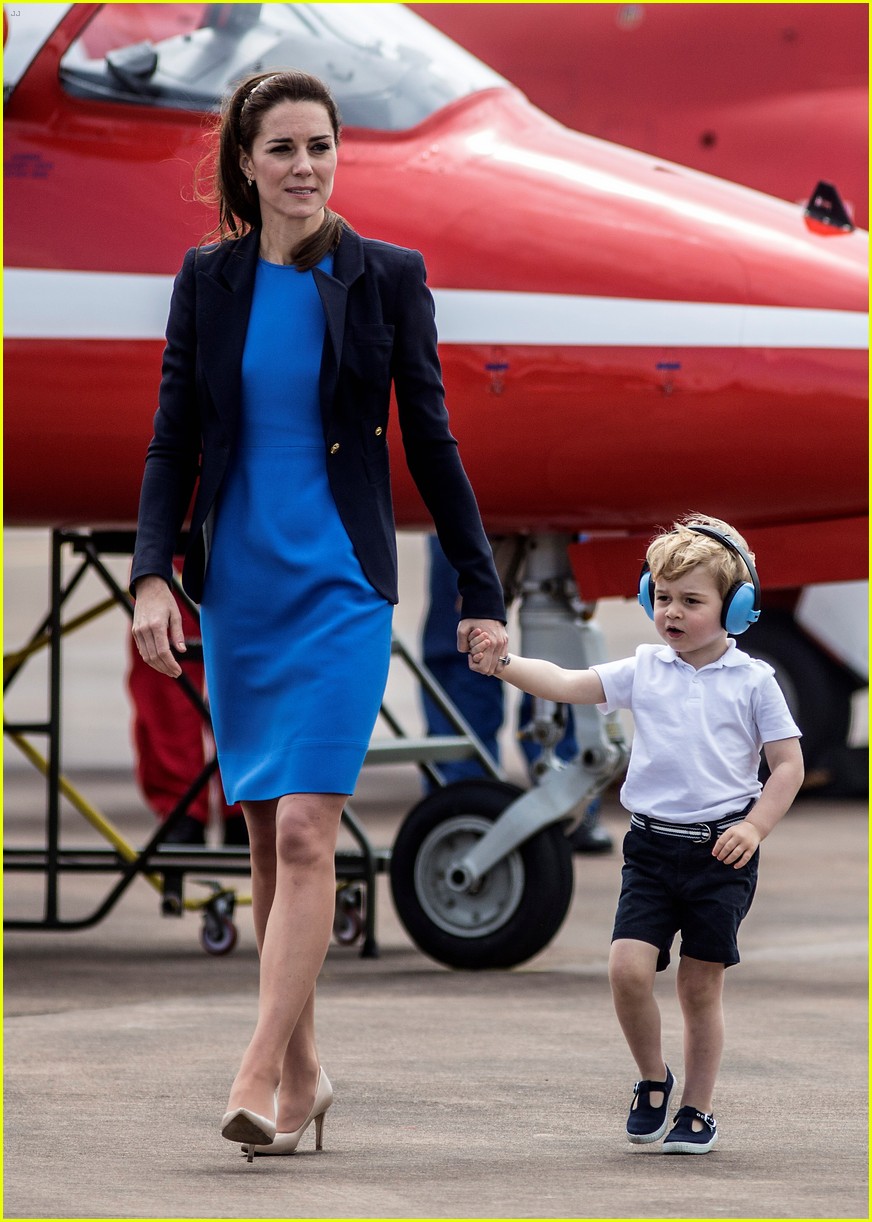 Kate Middleton & Prince George Share Cute Moments at Royal Air Show ...