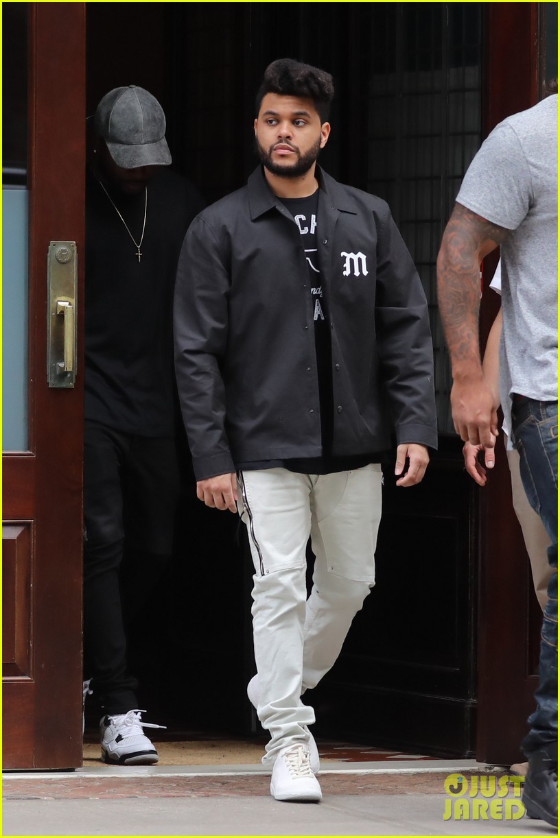 The Weeknd Stylishly Makes His Way Around NYC: Photo 3697566 | The ...
