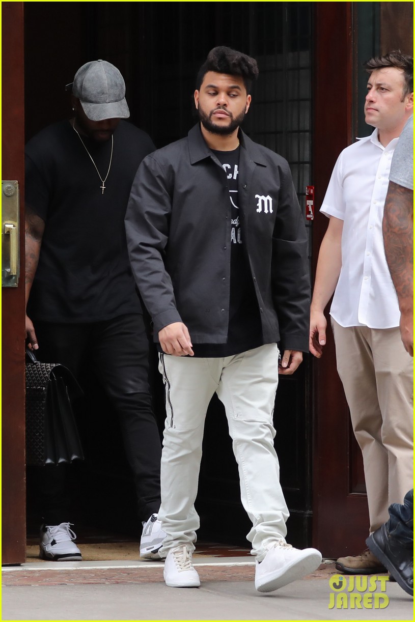 The Weeknd Stylishly Makes His Way Around NYC: Photo 3697567 | The ...