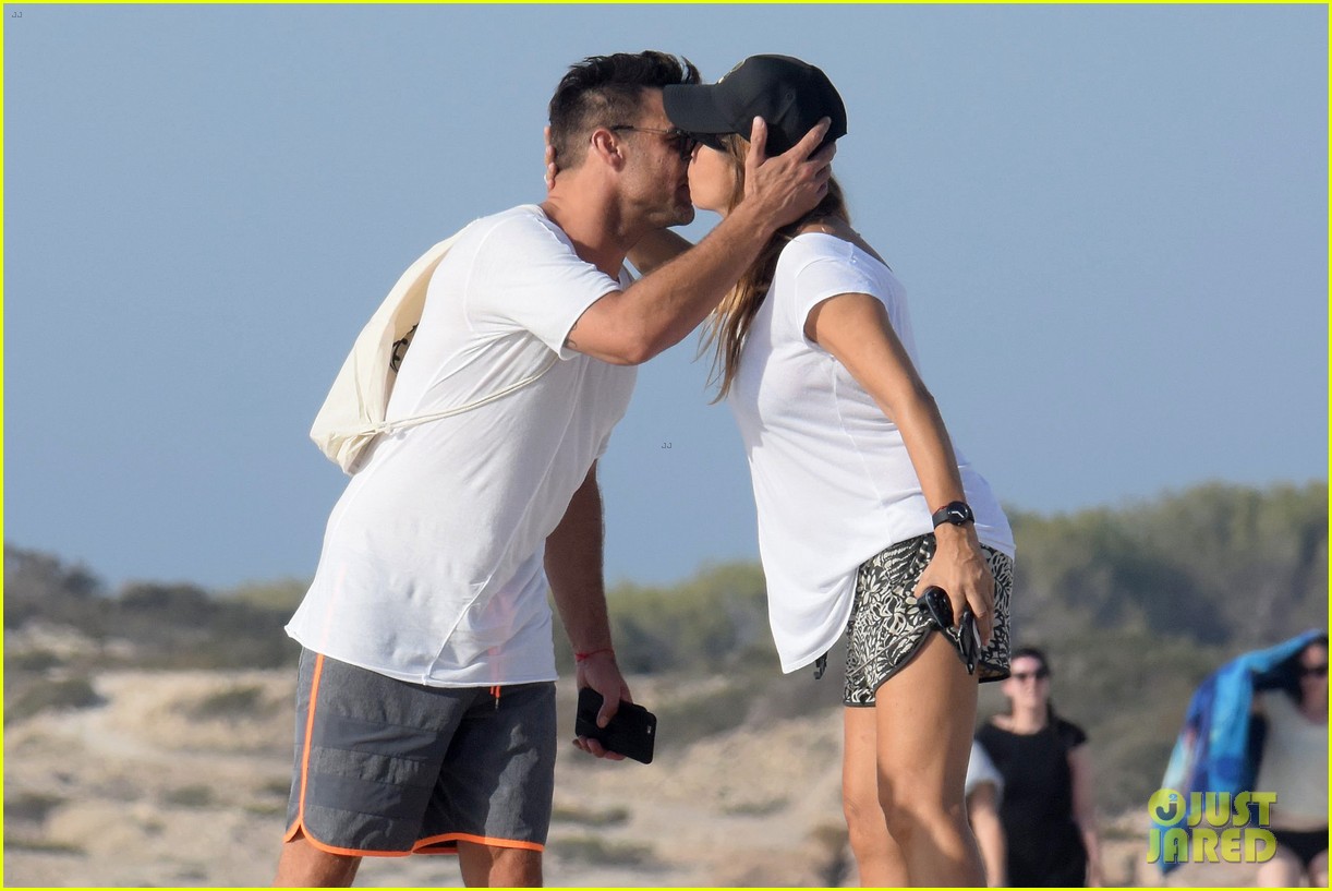 Ricky Martin & Boyfriend Jwan Yosef Vacation on a Boat in Ibiza!: Photo ...