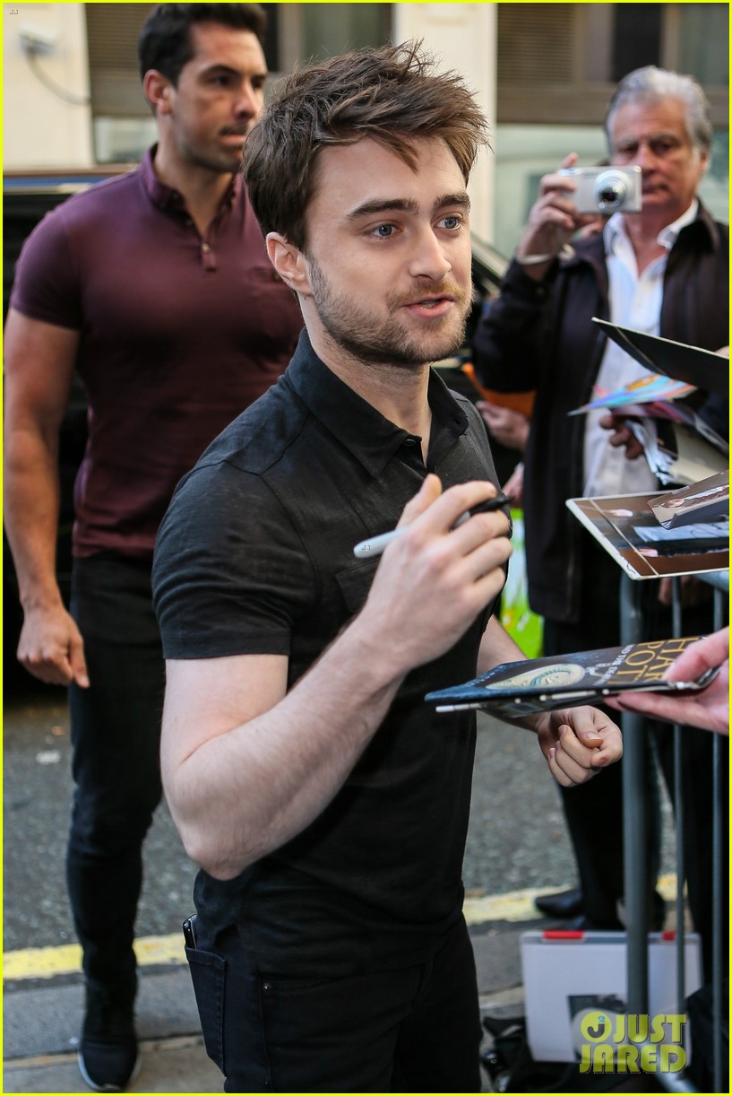 Daniel Radcliffe 'Would Love to' Have a Role on 'Game of Thrones ...