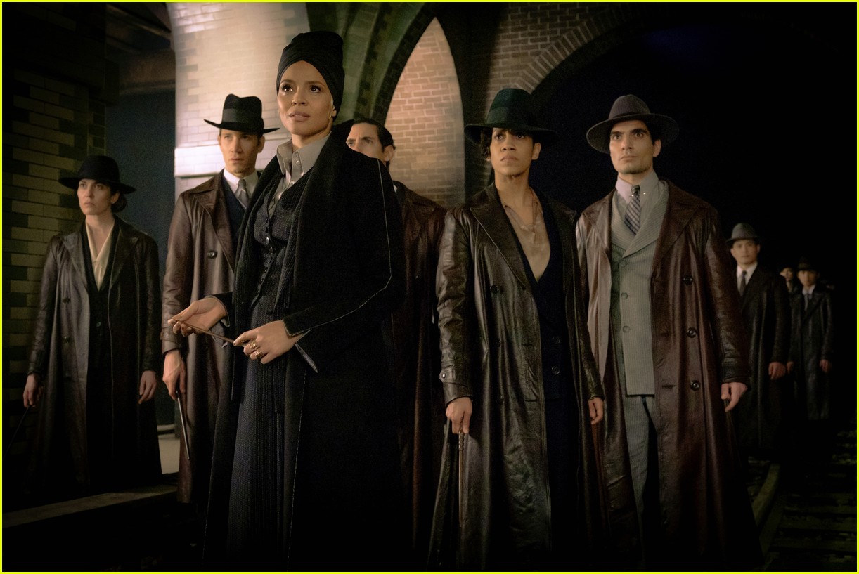 'Fantastic Beasts' Cast List - Meet the 'Harry Potter' Spinoff Stars ...