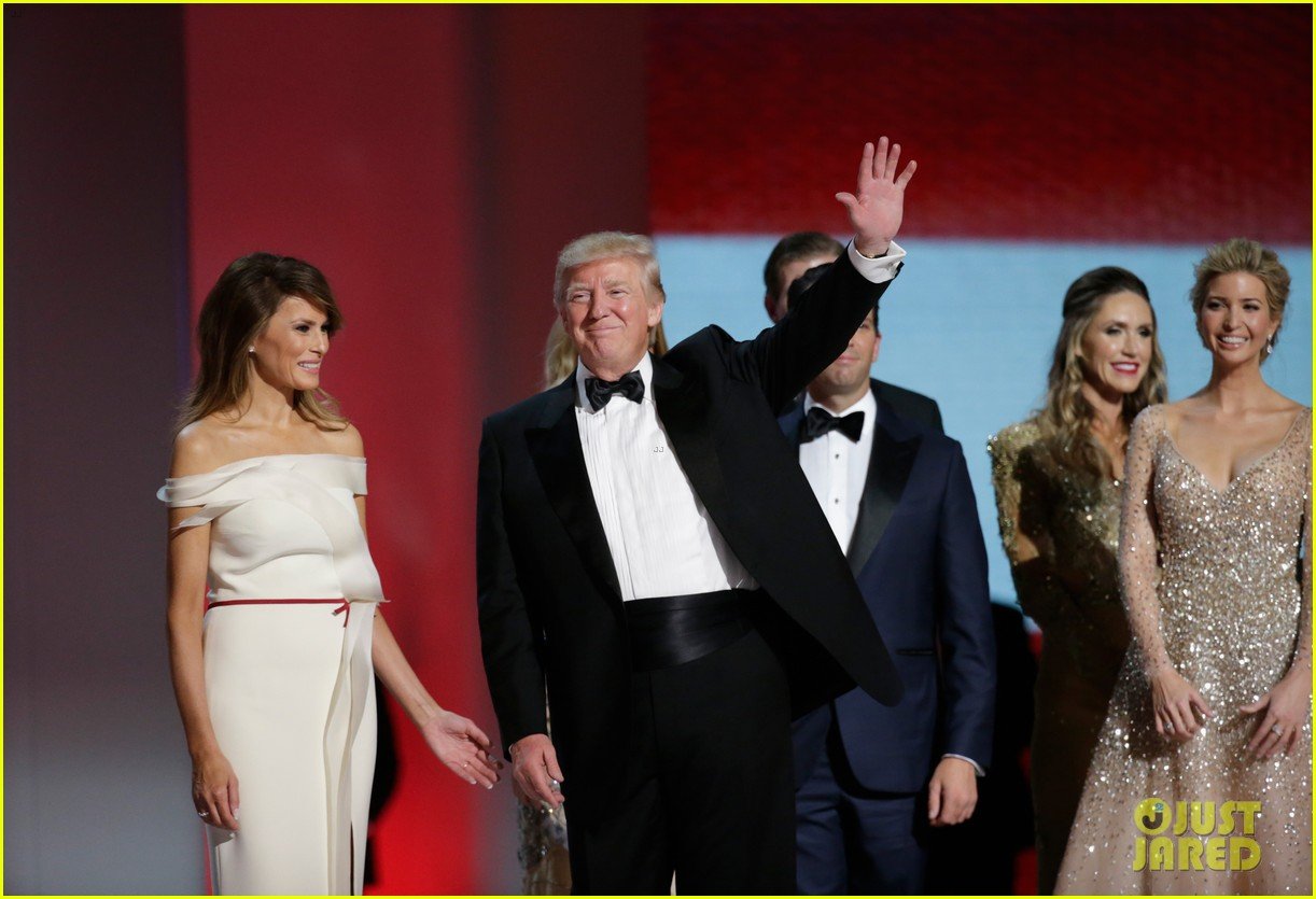 VIDEO: Donald Trump & Melania Trump Share First Dance at Inaugural Ball ...