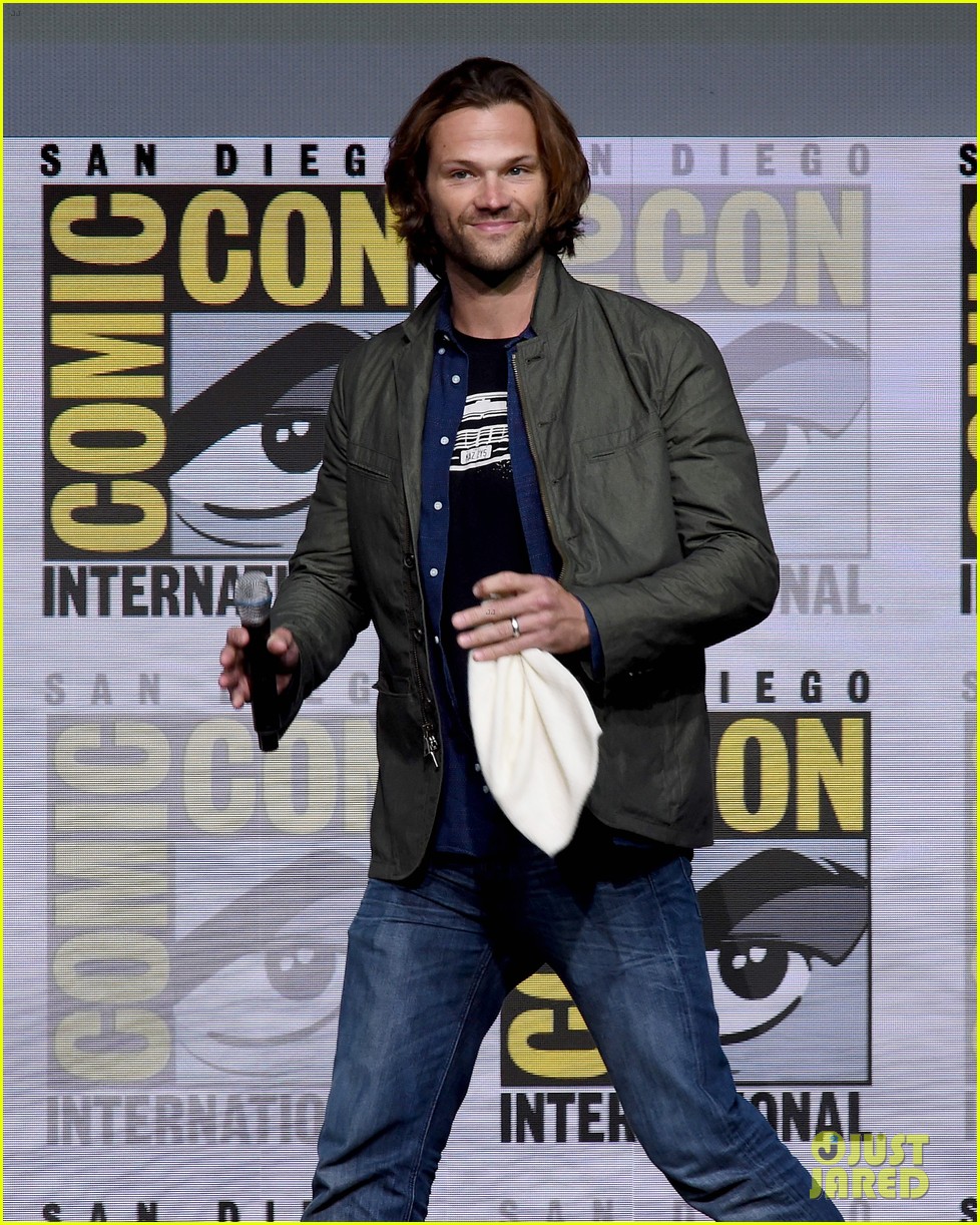 'Supernatural' Panel Gets Surprise Kansas Performance at Comic-Con ...