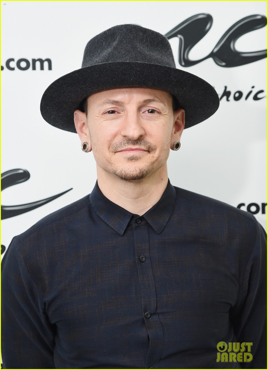 Chester Bennington Dead - Linkin Park Singer Commits Suicide at 41 ...